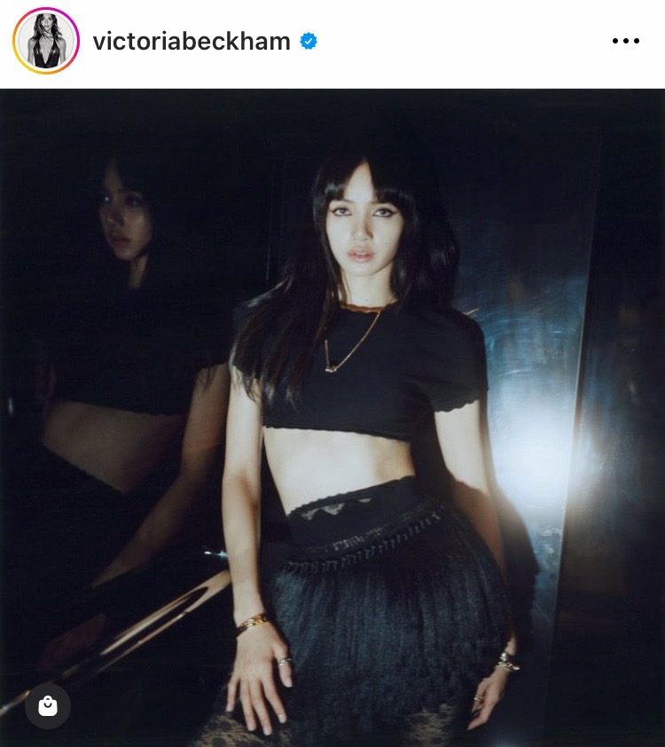 ตัวแม่ยังซูฮก!! ยก ลิซ่า เป็น Muse ของแบรนด์แฟชั่น Victoria Beckham