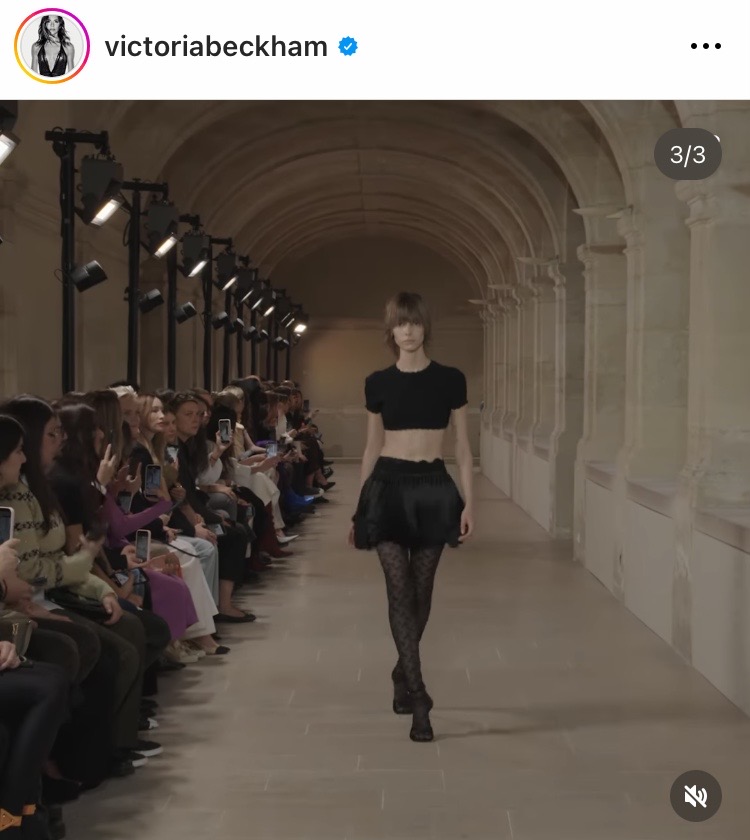 ตัวแม่ยังซูฮก!! ยก ลิซ่า เป็น Muse ของแบรนด์แฟชั่น Victoria Beckham